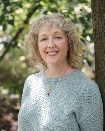 Jennifer Saint | Penguin Random House